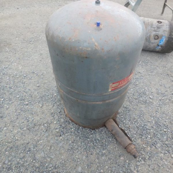 AMTROL EXTROL SX-90V HYDRONIC DIAPHRAGM EXPANSION TANK - Nelson Machinery & Equipment Ltd.