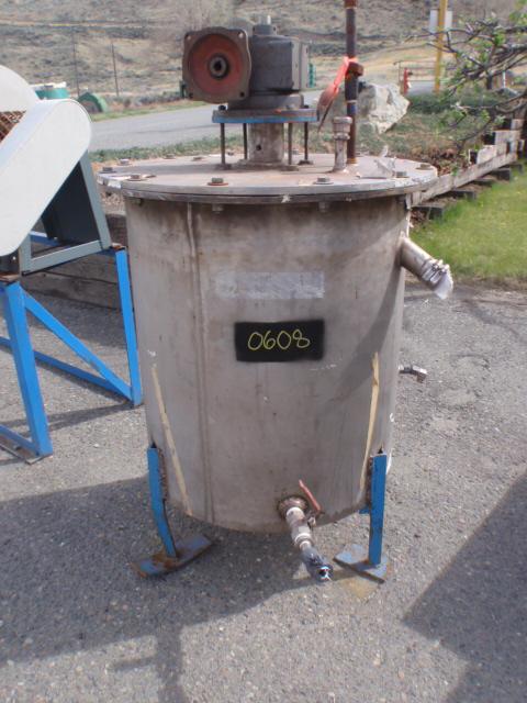 24" X 28" STAINLESS STEEL AGITATOR TANKS - Nelson Machinery & Equipment ...
