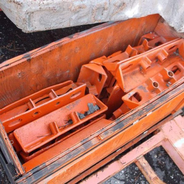 [PACKAGE OF 2] ALIMAK STH-5L RAISE CLIMBERS - Nelson Machinery ...