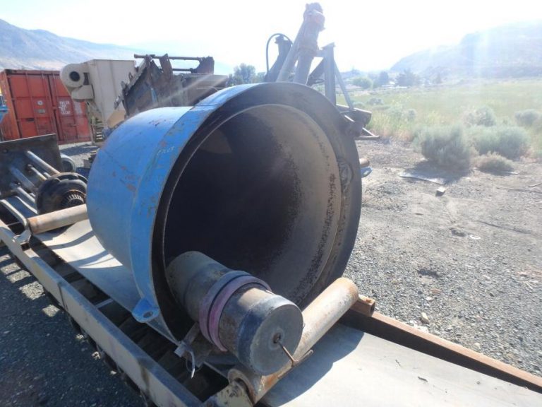 38" DIA. X 32" TANK WITH 3" LAUNDER AROUND TOP - Nelson Machinery ...