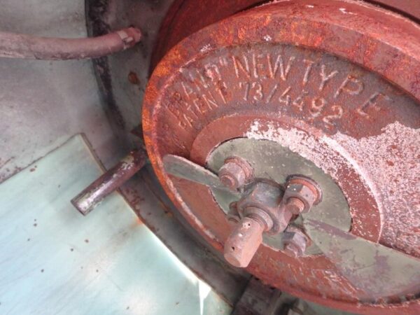 11" KEEGOR VERTICAL SPINDLE PULVERIZER - Nelson Machinery & Equipment Ltd.