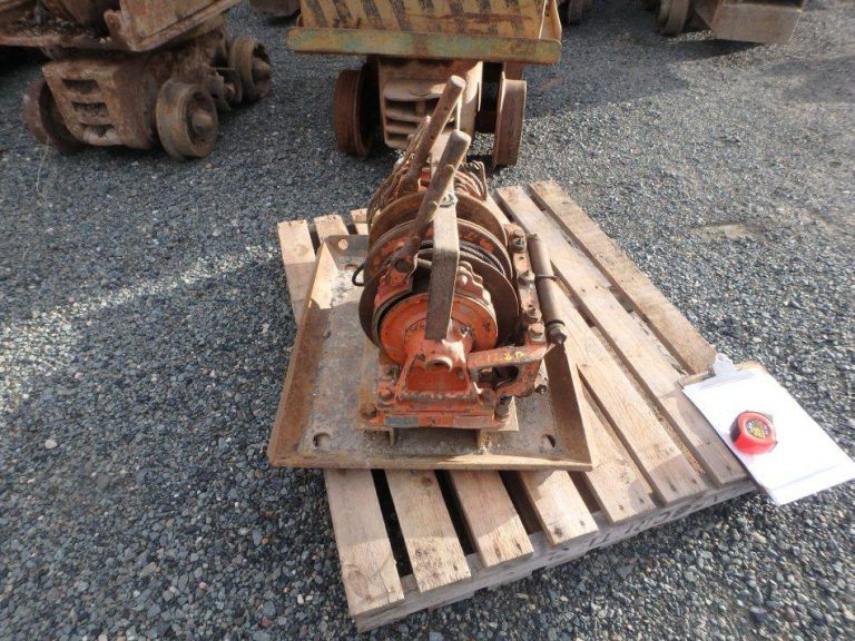 JOY S211 DOUBLE DRUM SLUSHER - Nelson Machinery & Equipment Ltd.