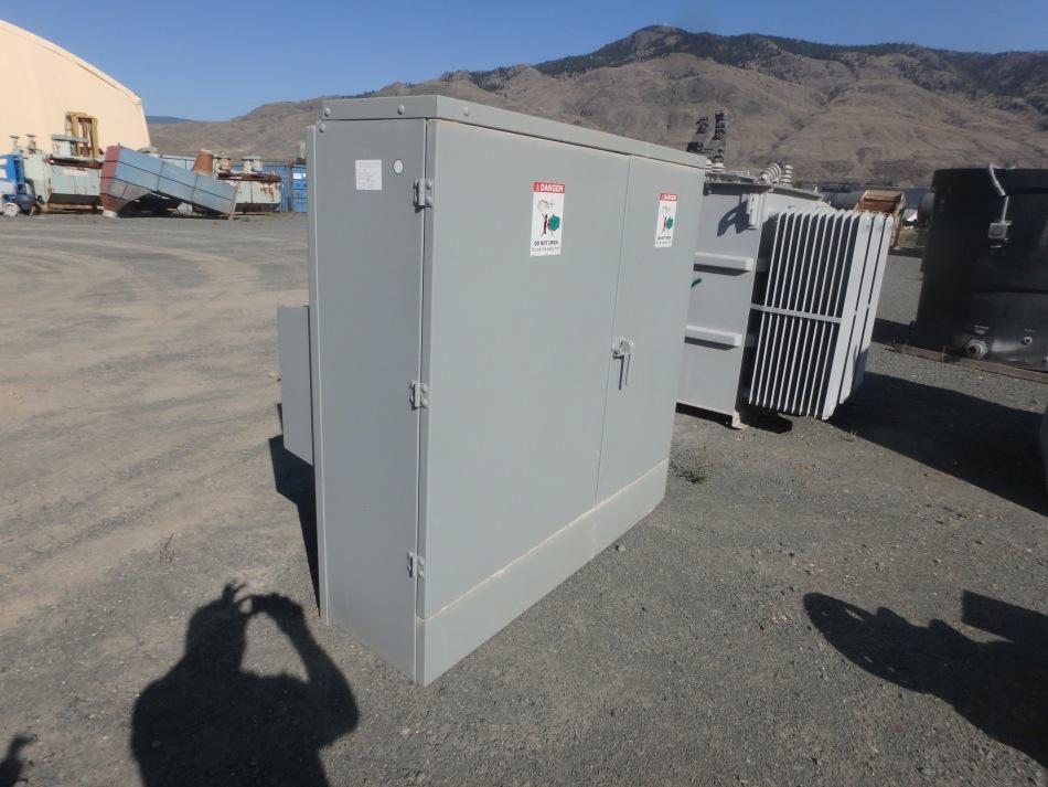 300 KVA COOPER 3-PHASE PADMOUNT TRANSFORMER - Nelson Machinery ...