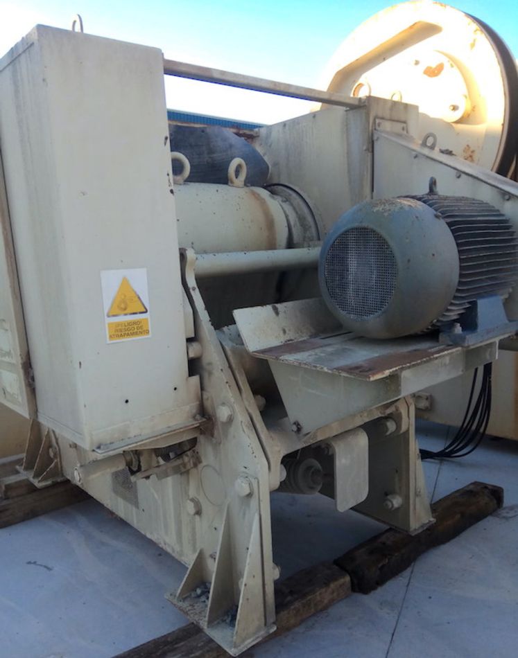 30" X 40" Metso C100 Jaw Crusher - Nelson Machinery & Equipment Ltd.