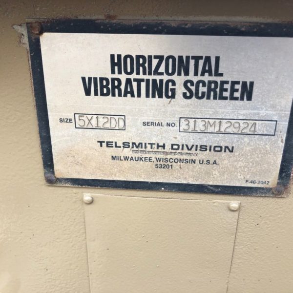 5' X 12' Double Deck Horizontal Vibrating Screen - Nelson Machinery