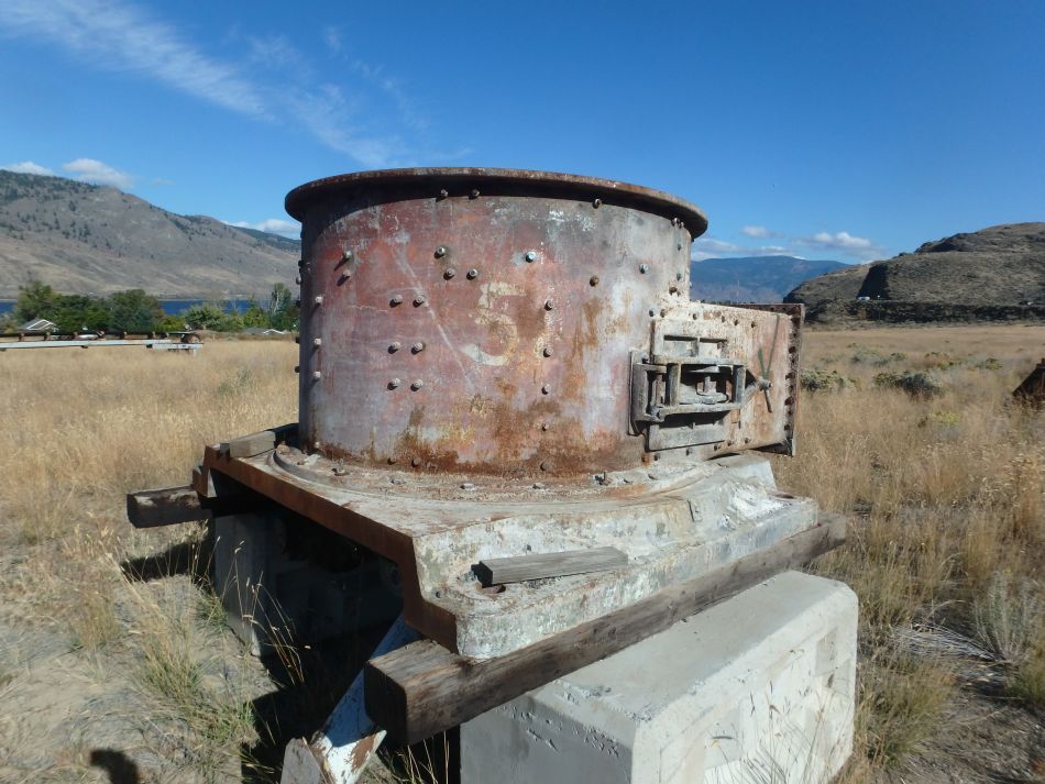 Raymond 533 Bowl Mill - Nelson Machinery & Equipment Ltd.