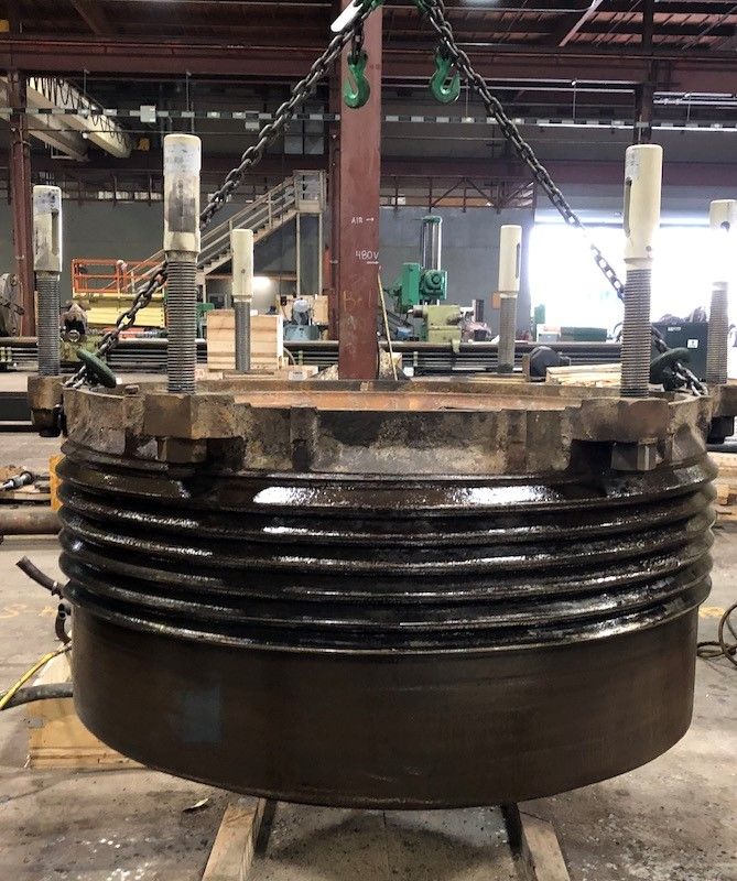 4 1/4' Symons STD Cone Crusher - Nelson Machinery & Equipment Ltd.