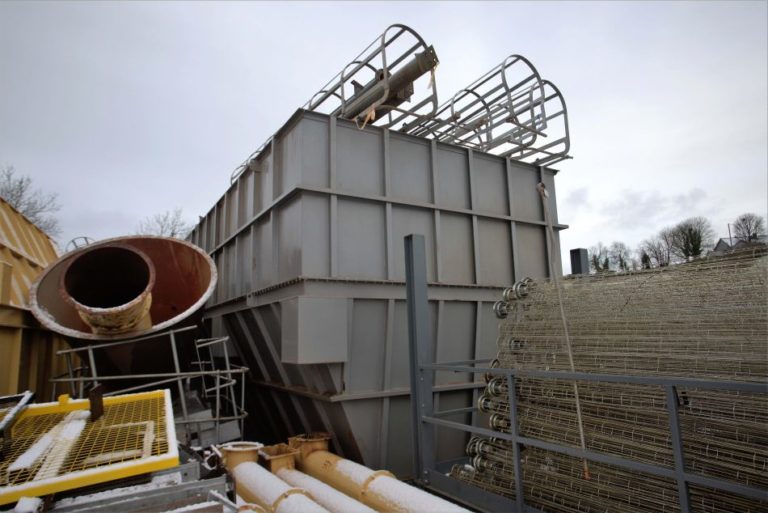 8' X 12.5' DRY GRINDING SYSTEM, 250 KW - Nelson Machinery & Equipment Ltd.