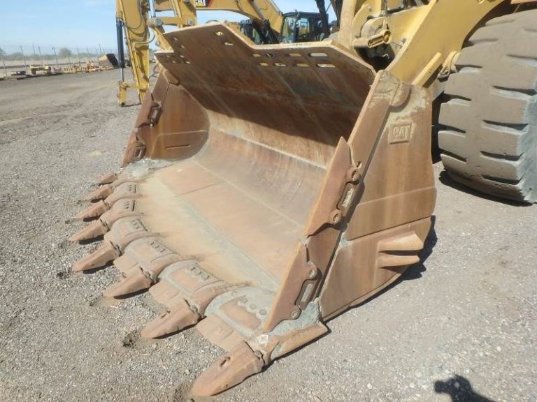 2015 CAT 988K Hi-Lift Wheel Loader - Nelson Machinery & Equipment Ltd.