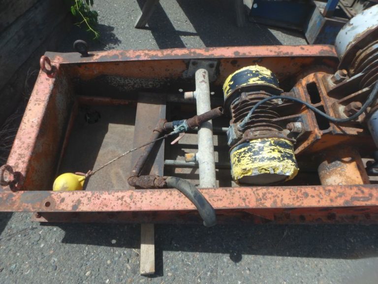 2' x 8' Vibramech Vibrating Screen - Nelson Machinery & Equipment Ltd.