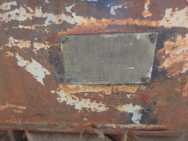 8" Tyler Rotap Sieve Shaker - Nelson Machinery & Equipment Ltd.