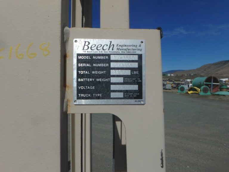 Beech AV3580 Winch Platform Stackers - Nelson Machinery