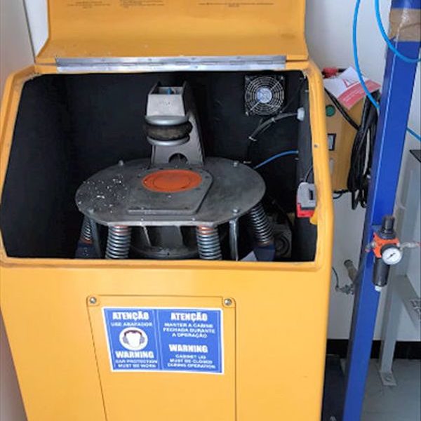 Containerized Lab for Sample Prep & Analysis - Nelson Machinery
