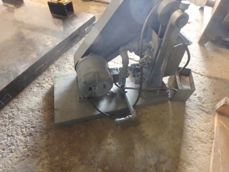 3" x 4" Lab Mineral Jig - Nelson Machinery & Equipment Ltd.