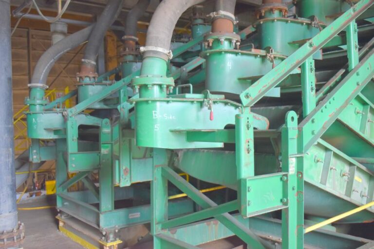 Derrick 5 Deck Stack Sizers - Nelson Machinery & Equipment Ltd.