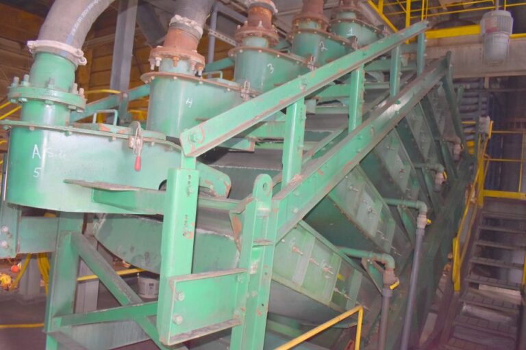 Derrick 5 Deck Stack Sizers - Nelson Machinery & Equipment Ltd.