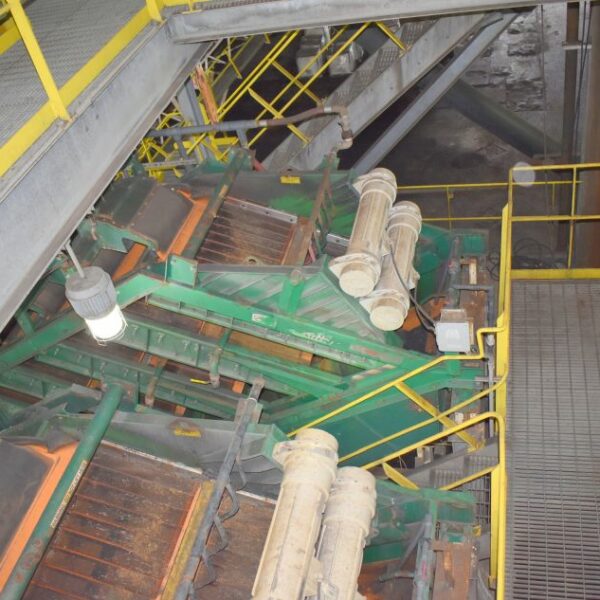 Derrick 5 Deck Stack Sizers - Nelson Machinery & Equipment Ltd.