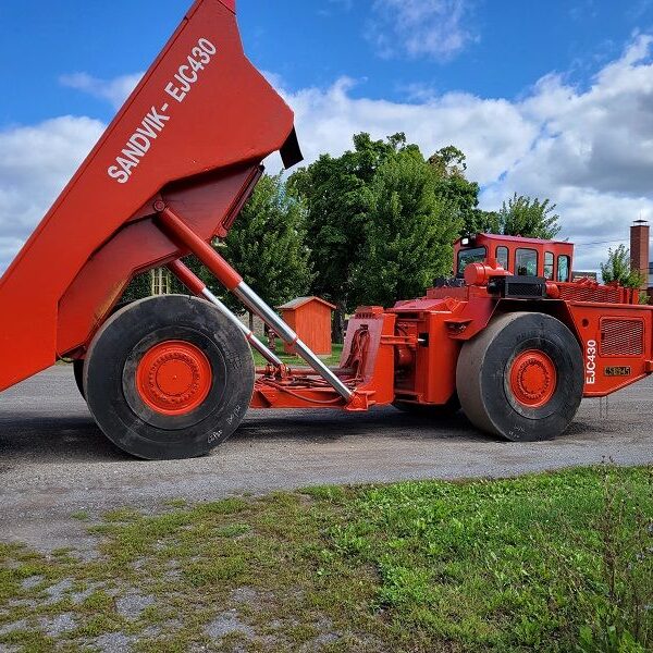 Sandvik EJC430 Underground Truck - Nelson Machinery & Equipment Ltd.