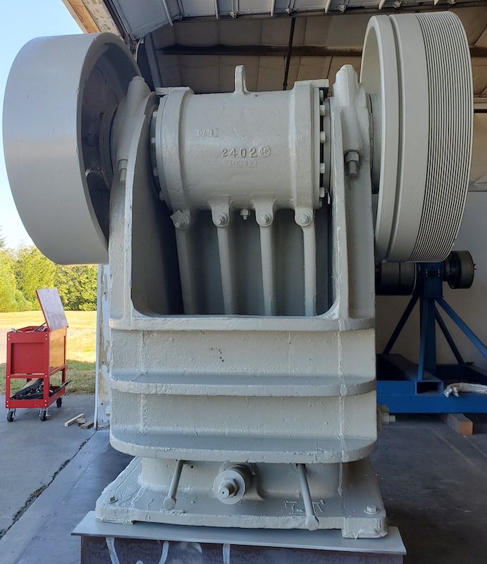 24" x 36" Lippmann Jaw Crusher - Nelson Machinery