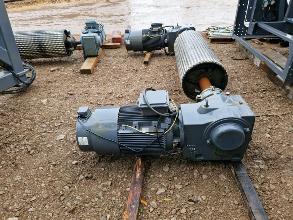 Telestack TS1550 Radial Telescopic Shiploader - Nelson Machinery