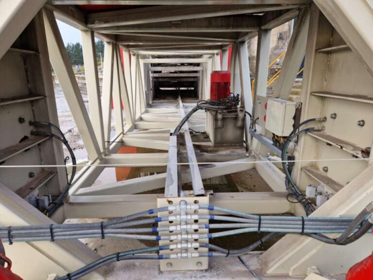 Telestack TS331 Radial Telescopic Conveyor - Nelson Machinery