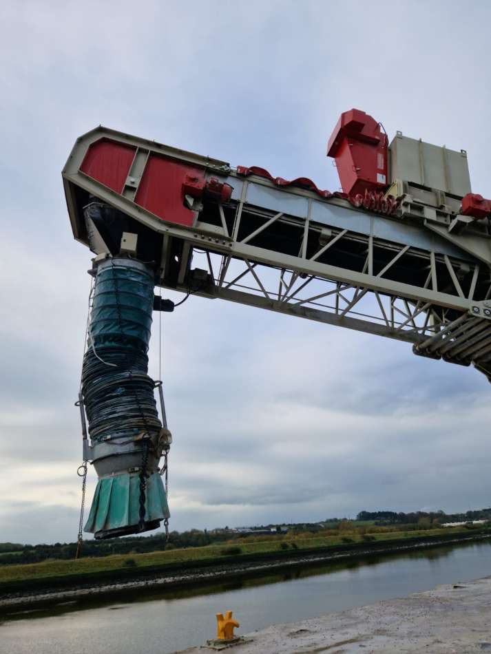 Telestack TS331 Radial Telescopic Conveyor - Nelson Machinery