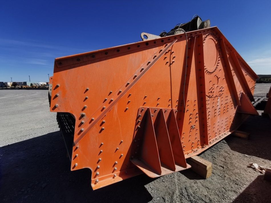 9' x 22' Double Deck Vibrating Banana Screen - Nelson Machinery