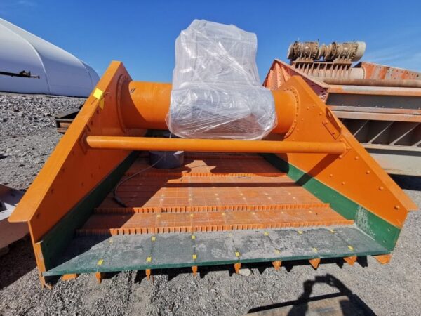 8' X 14' Single Deck Vibrating Screen - Nleson Machinery