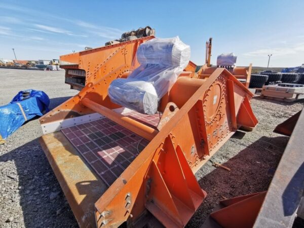 8' X 16' Single Deck Vibrating Screen - Nelson Machinery