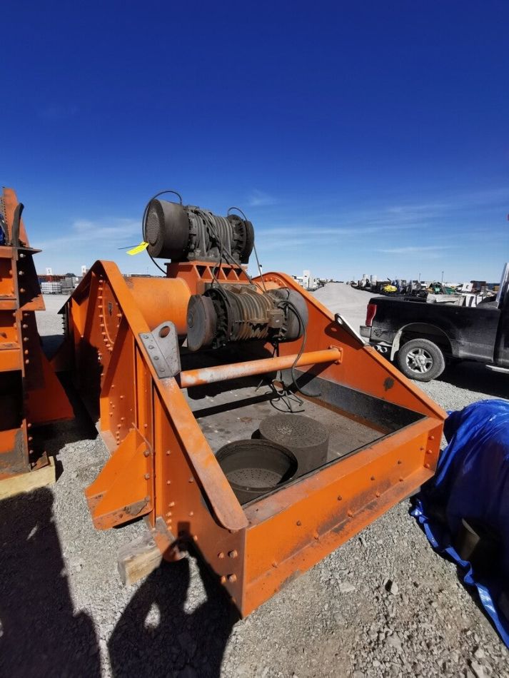 6' X 16' Horizontal Vibrating Screen - Nelson Machinery