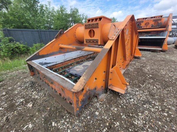 6' X 16' Horizontal Vibrating Screen - Nelson Machinery