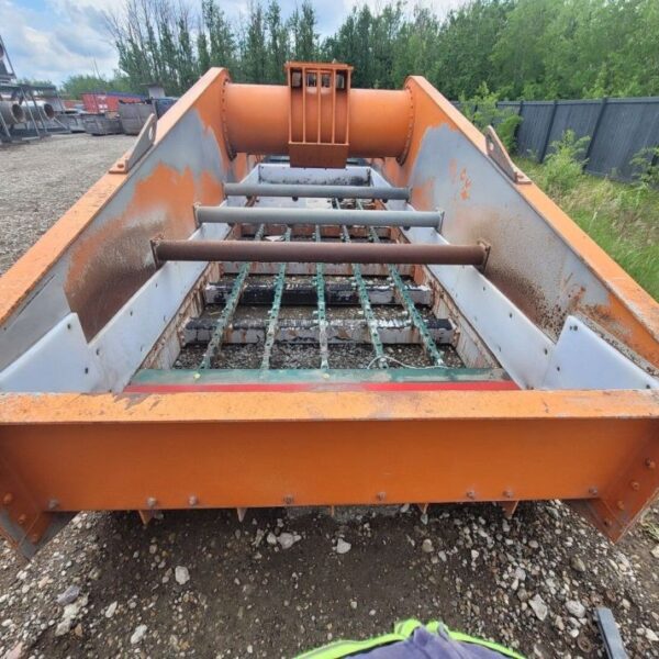 6' X 16' Horizontal Vibrating Screen - Nelson Machinery