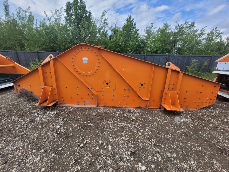 6' X 16' Horizontal Vibrating Screen - Nelson Machinery