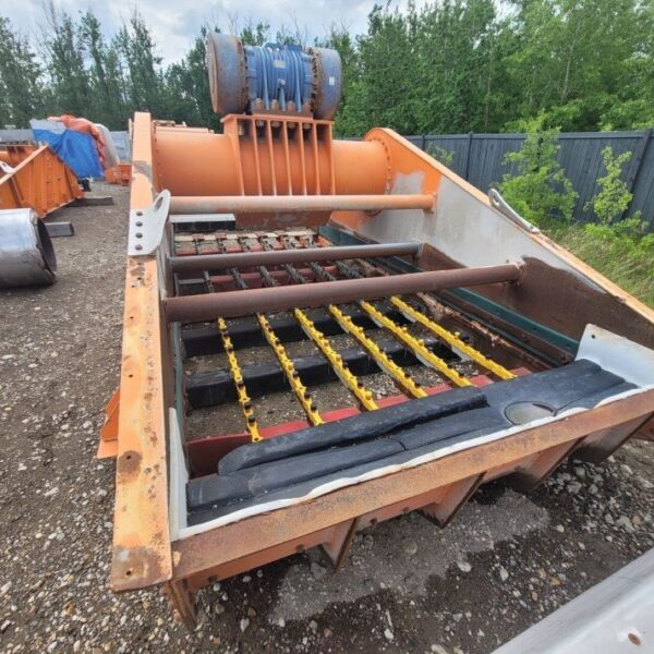 7' X 14' Horizontal Vibrating Screen - Nelson Machinery