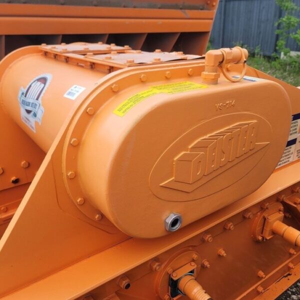 3' X 16' Deister Vibrating Screen TFO-1316 - Nelson Machinery