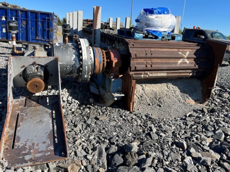 6' x 28' Metso Apron Feeder - Nelson Machinery & Equipment Ltd.