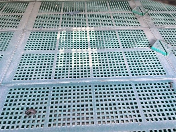 8' x 20' Conn-Weld Double Deck Screen - Nelson Machinery