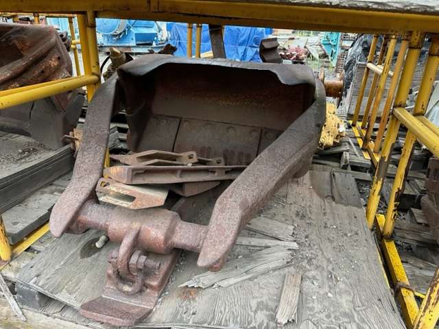 42" WIDE HEAVY DUTY SLUSHER BUCKETS - Nelson Machinery & Equipment Ltd.