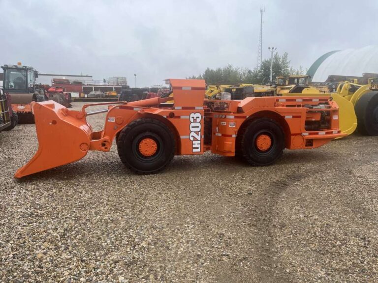 Sanvik LH203 Loader - Nelson Machinery & Equipment Ltd.