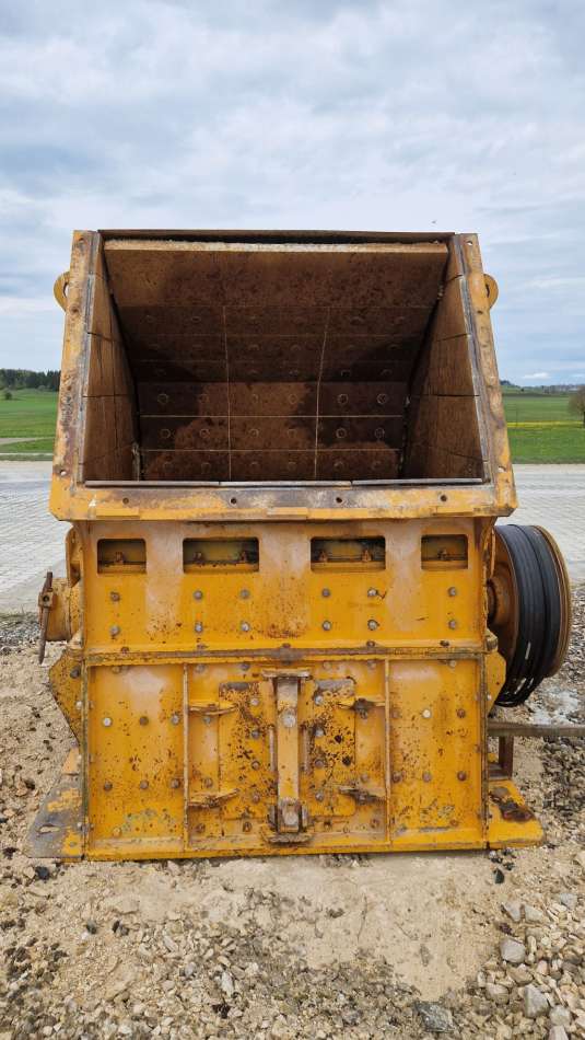 47" X 59" SBM Wagenedeer Impact Crusher- Nelson Machinery & Equipment Ltd.