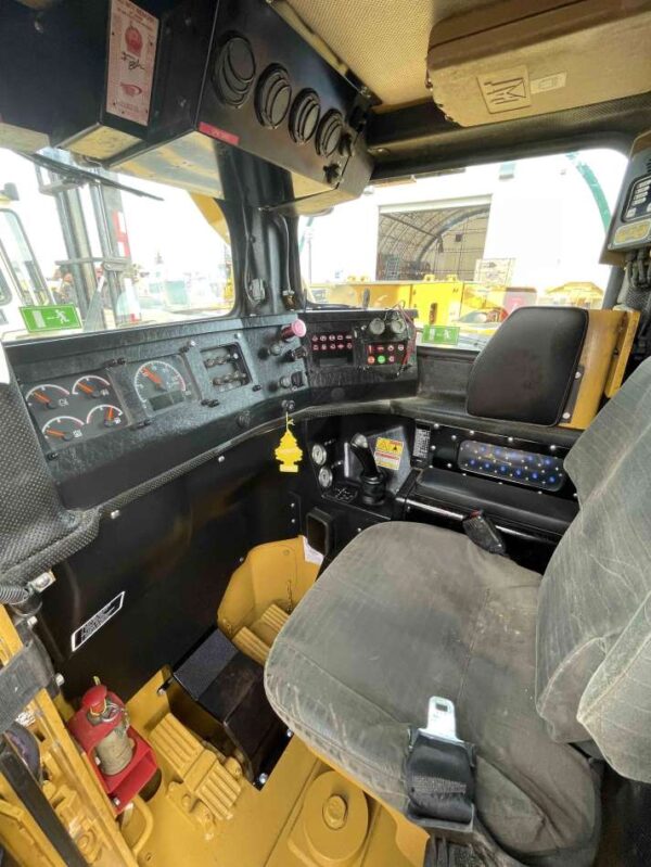Caterpillar R1300G Loader- Nelson Machinery & Equipment Ltd.