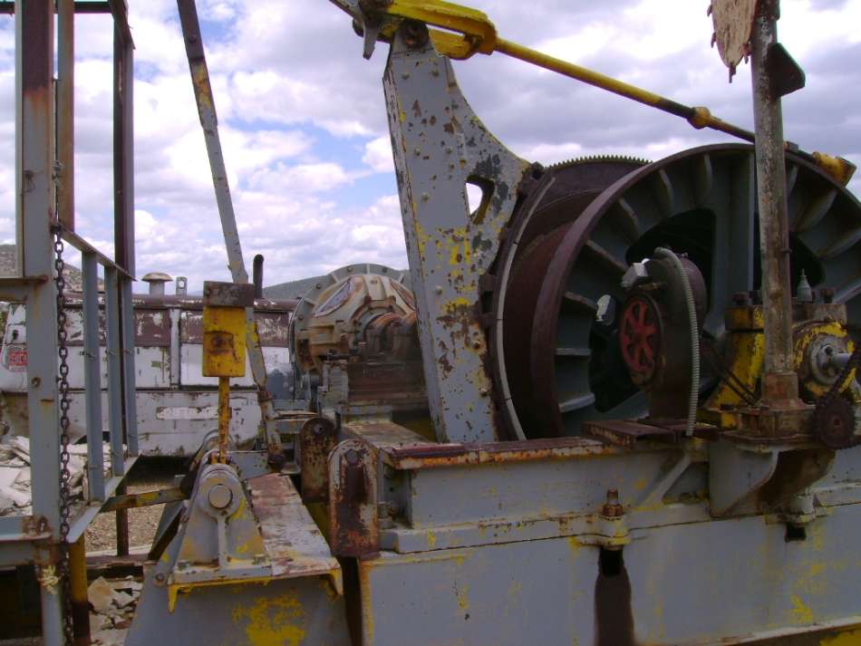 5' Single Drum Mine Hoist- Nelson Machinery & Equipment Ltd.