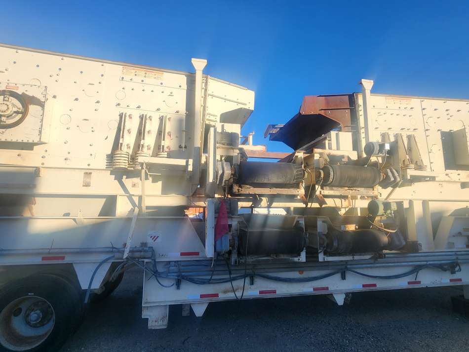 7' X 20' Cedarapids 3-Deck Portable Twin Screen Plant - Nelson ...