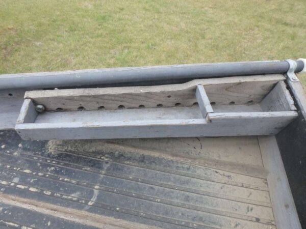 2' X 4' DEISTER CONCENTRATING TABLE - Nelson Machinery & Equipment Ltd.