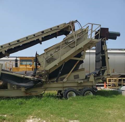 ASTEC PORTABLE "FOLD N GO" SCREENING PLANT - Nelson Machinery ...