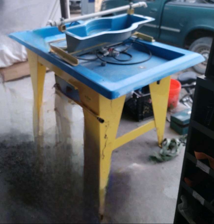 Action Wave Table M7- Nelson Machinery & Equipment Ltd.