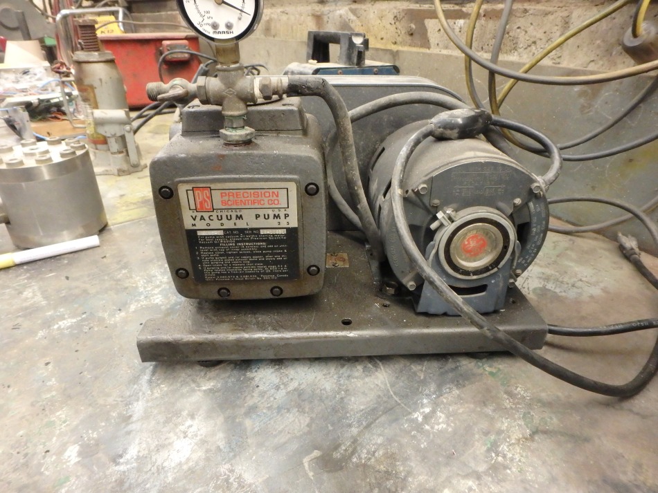 PRECISION SCIENTIFIC VACUUM PUMP, 0.33 HP - Nelson Machinery ...